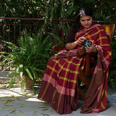 Saree-Maroon checks – gestures.in